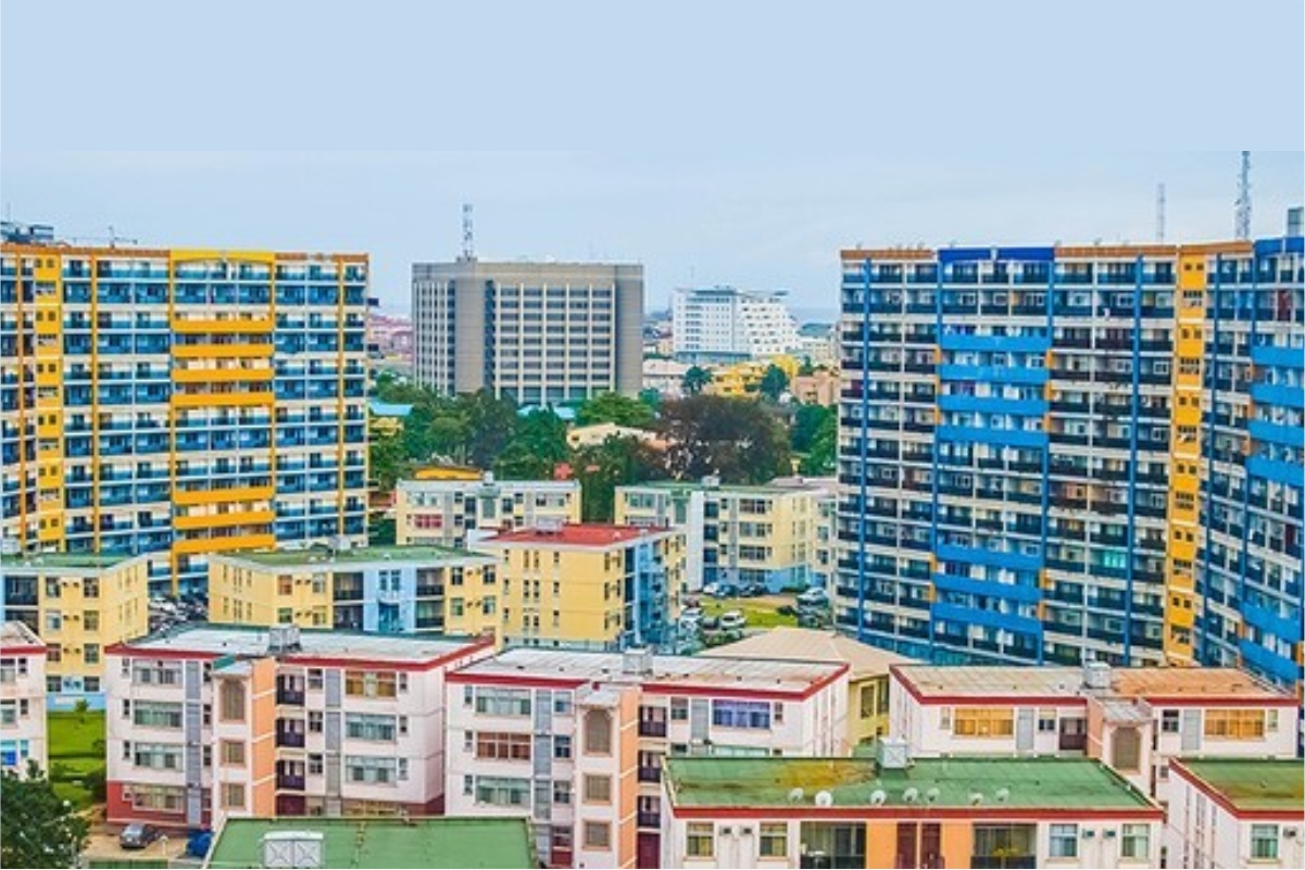 1004 Estate - Alphamead